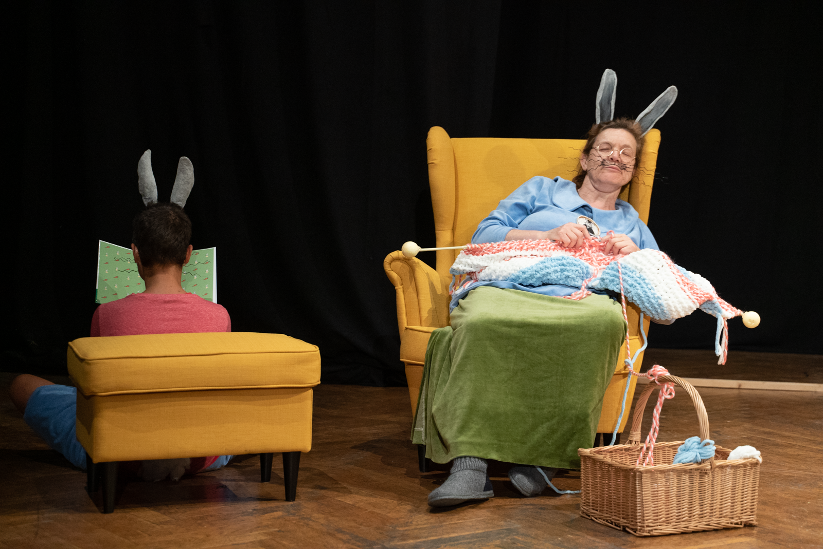 Der kleine Angsthase / Theater Apron